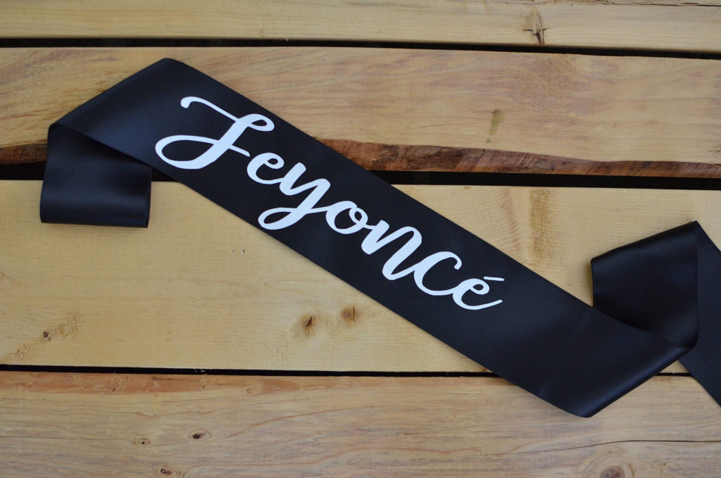 Feyonce Sash - Twisted Hangers